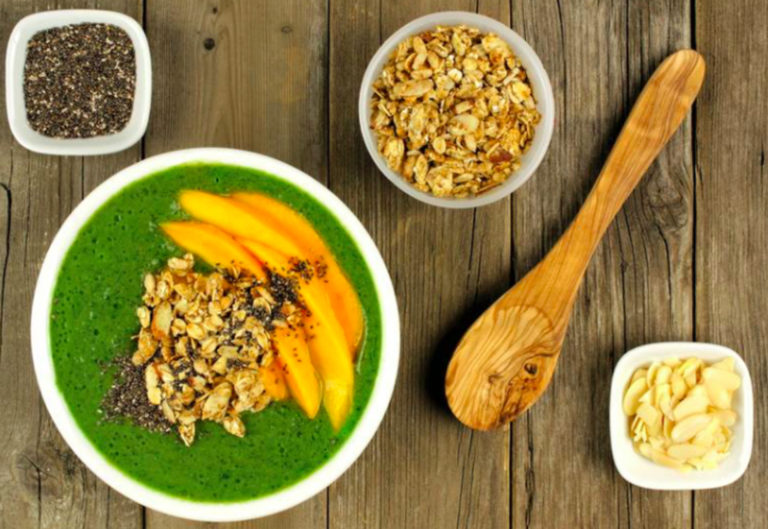 Mango breakfast bowl - GreenYourself